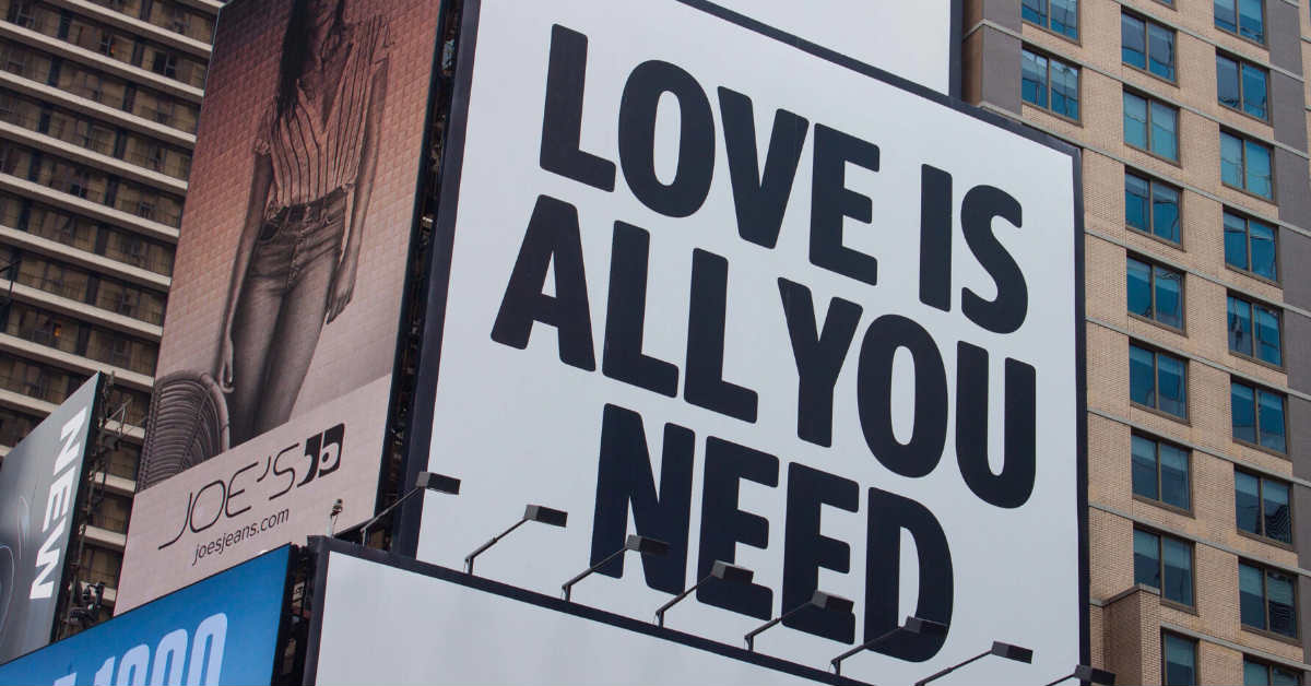 The 5 Best Advantages of Billboard Advertising | Penji